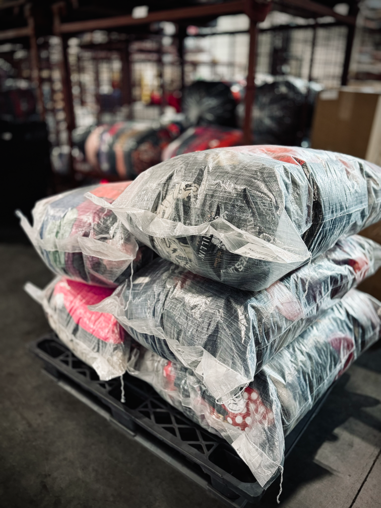 Second Hand Warehouse Gallery - A&E Used Clothing